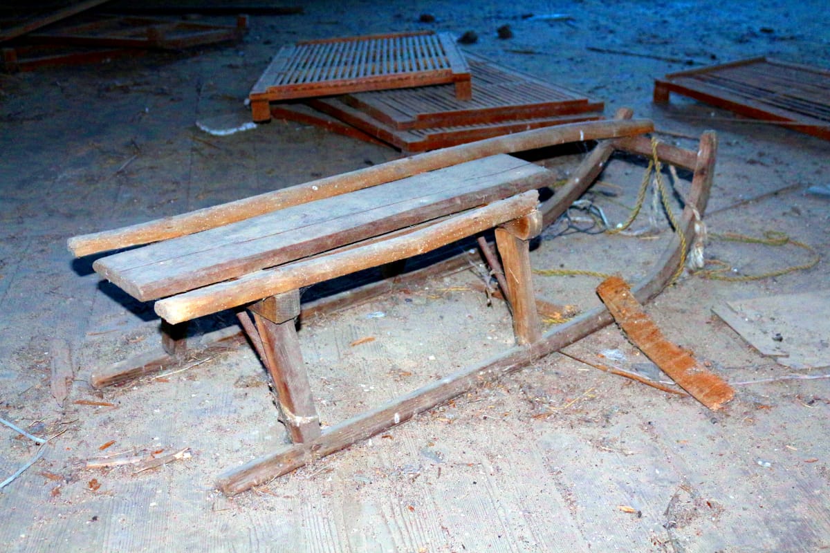 Old Antique Sled: Identification & Value (Expert Guide)