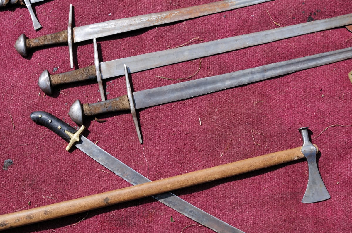 How to Identify & Value Antique Swords (Rare Types to Find)