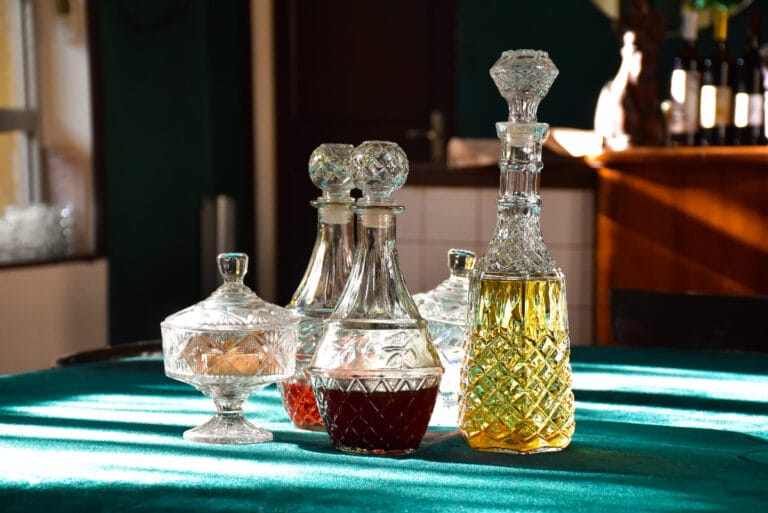 Antique Glass Decanters Identification & Value (Expert Guide)
