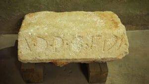 Antique Bricks Identification Chart & Expert's Price Guide