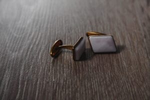 Antique Cufflinks Identification and Values (Expert's Guide)