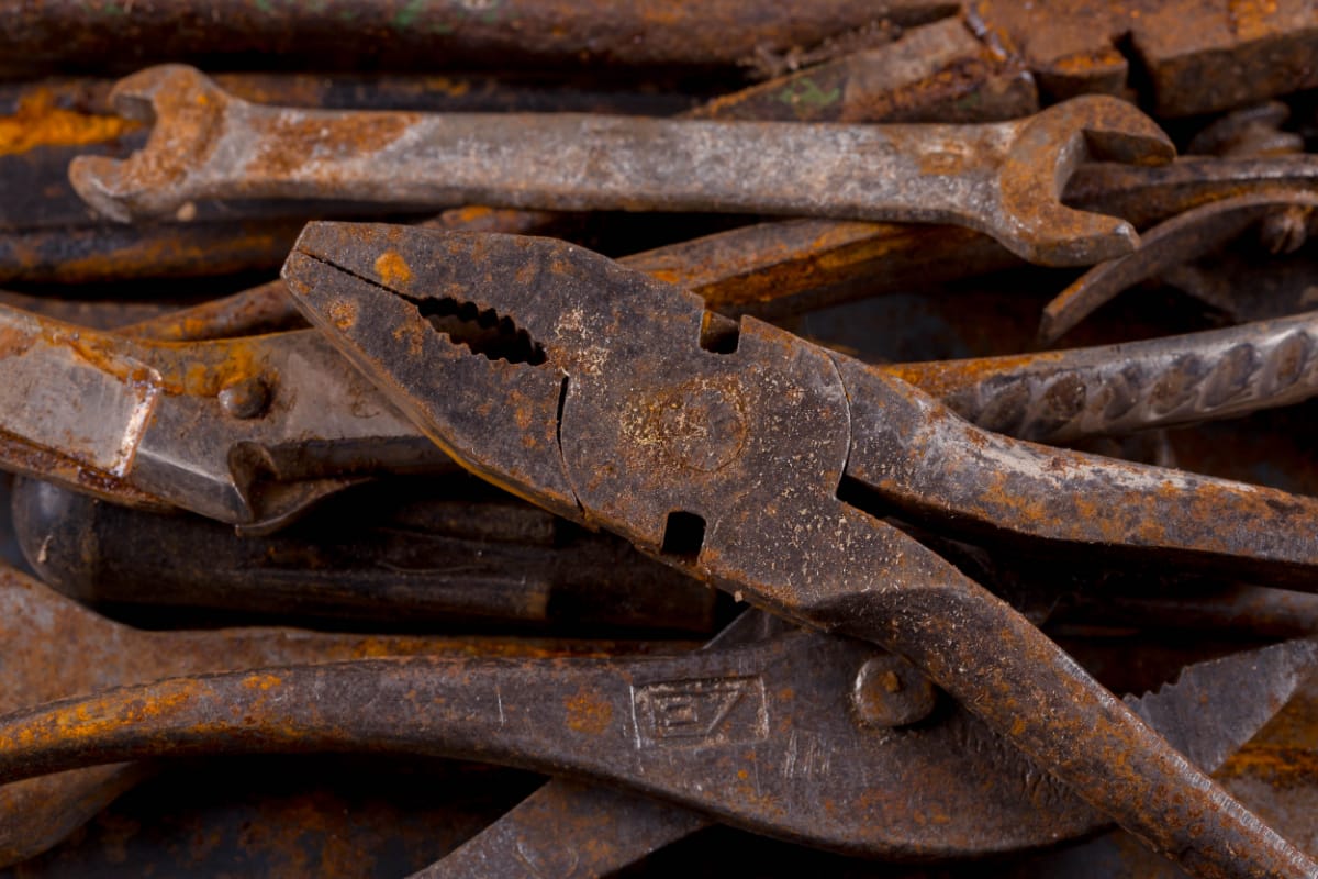 Antique Pliers Identification & Value Guide (Rare Finds)