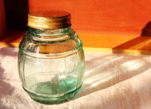 Antique Canning Jars: Identification & Value (Expert Guide)
