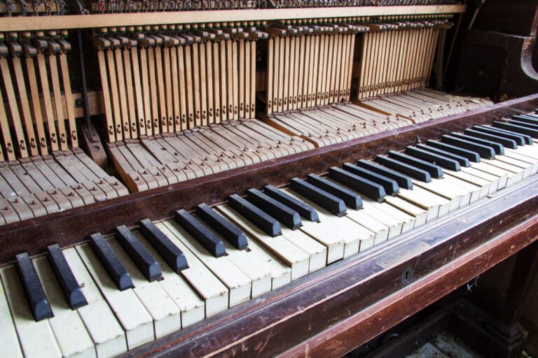 Antique Piano Identification & Value (Expert Price Guide)