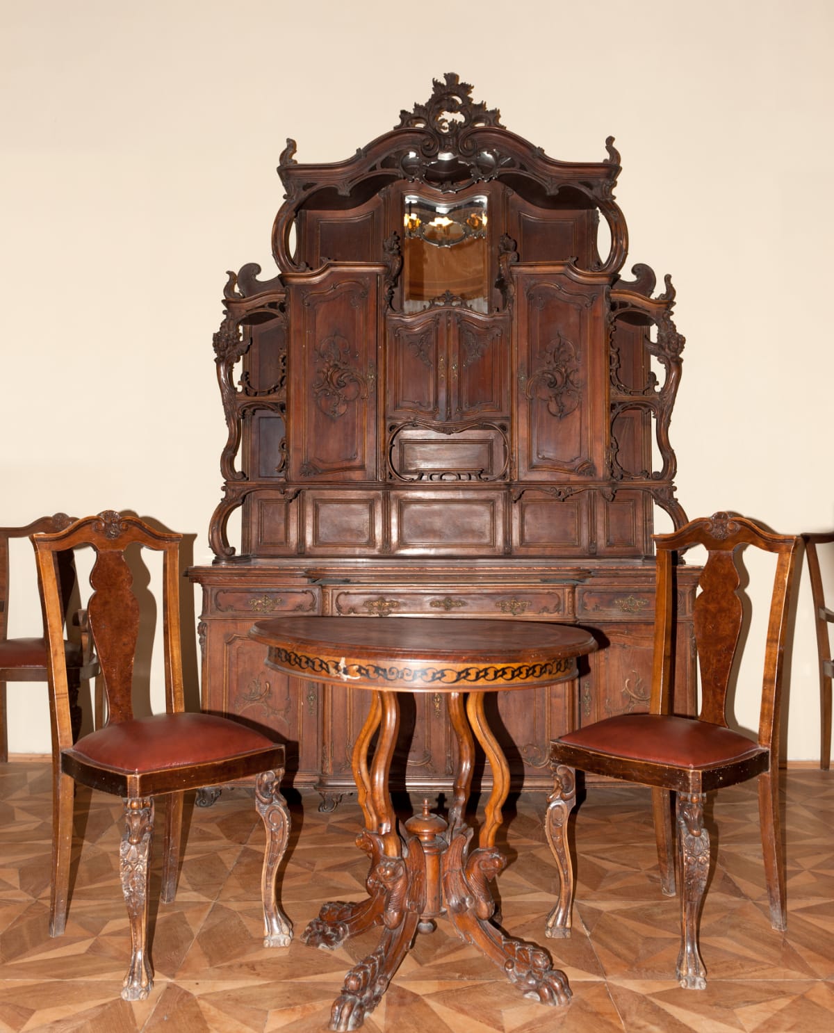 15 Antique Furniture Leg Styles: Identification & Value Guide