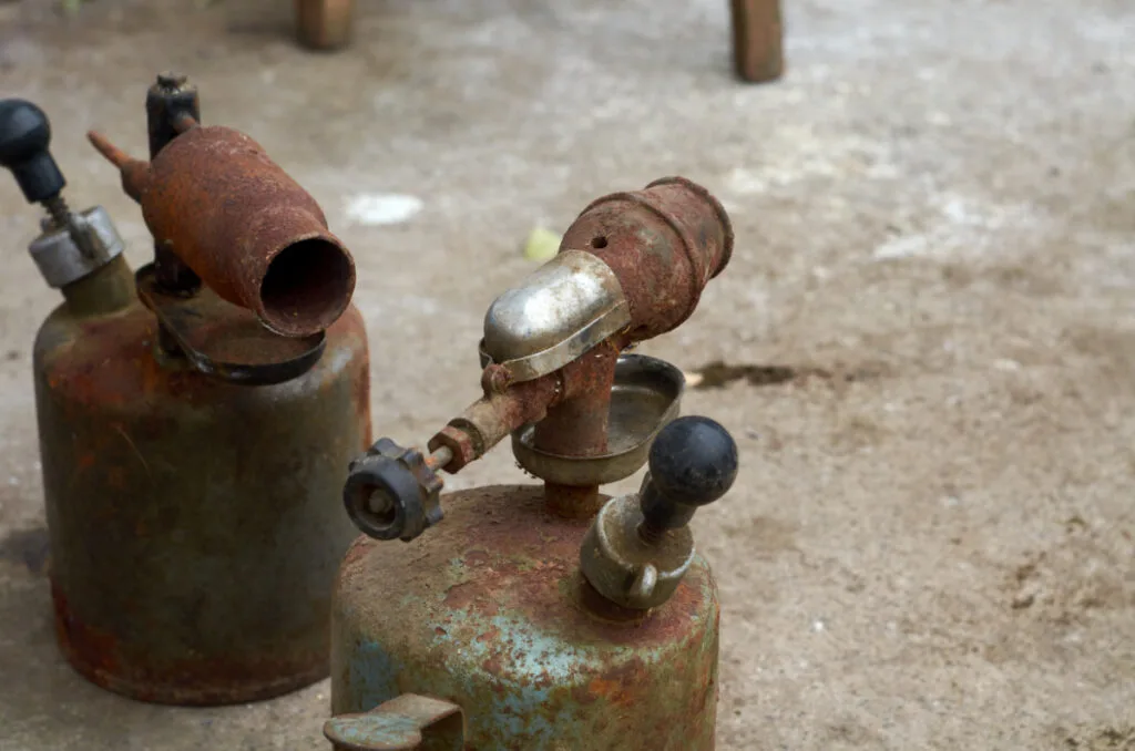 Antique Blow Torch: Identification & Value Guide (2023)