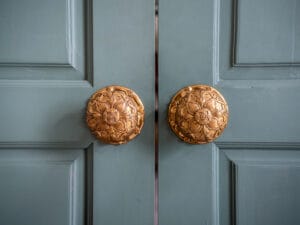 Antique Door Knob Identification, Value & Types (Expert Guide)