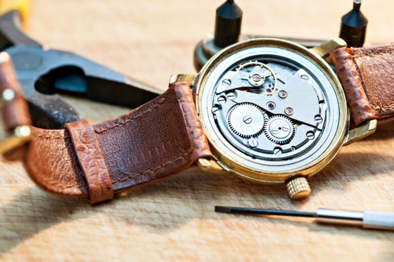 Old Vintage Hamilton Watch Identification & Value Guide