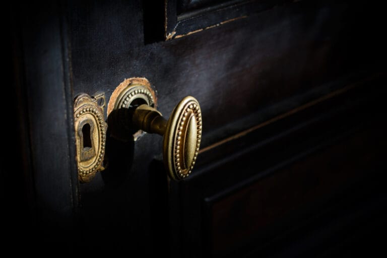 Antique Door Knob Identification, Value & Types (Expert Guide)