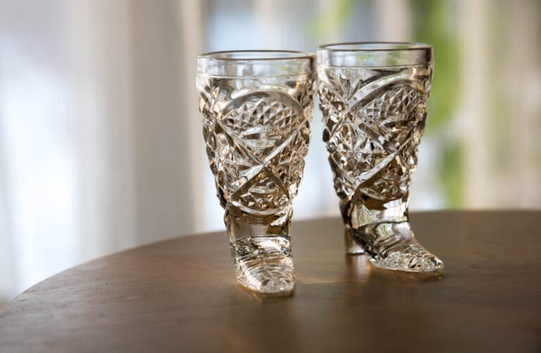 Vintage Pressed Glass Patterns Identification & Value Guide