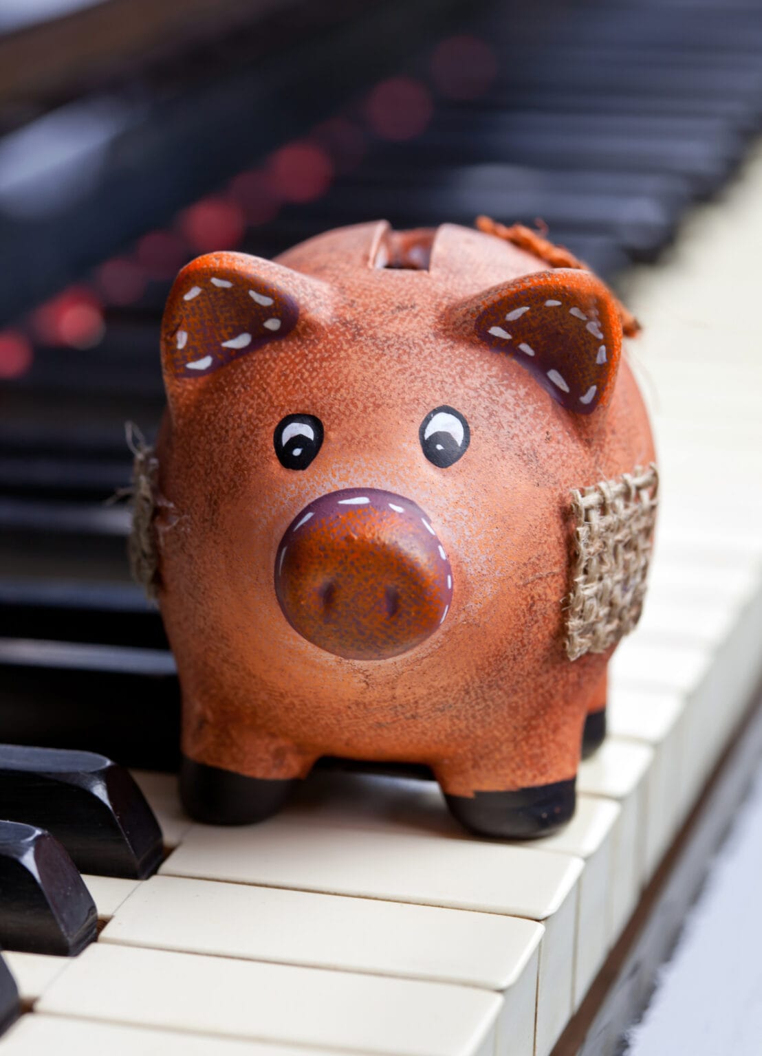 12 Vintage Antique Piggy Banks Worth Money (Value Guide)