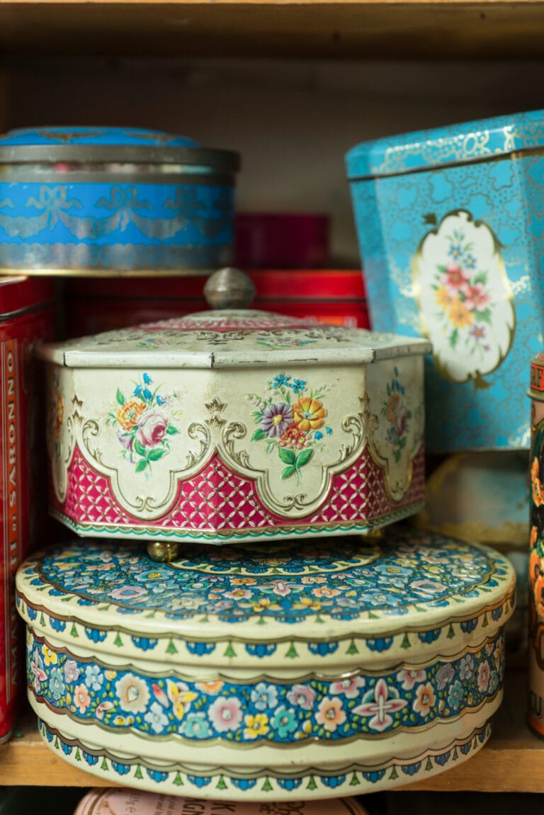 19 Rare Vintage Cookie Jars Worth Money (Value Guide)