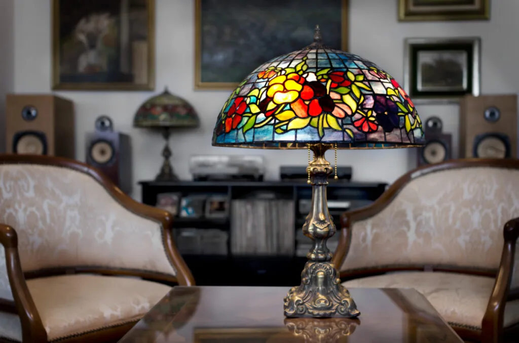 Vintage Stiffel Lamps: Price Guide, Identification & Dating