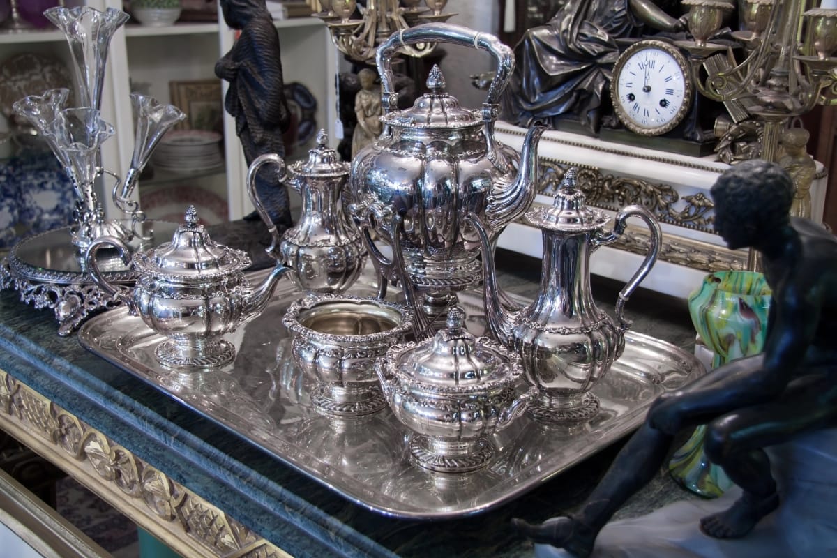 11 Rare Antique Victorian Tea Sets to Find (With Tips to Identify)