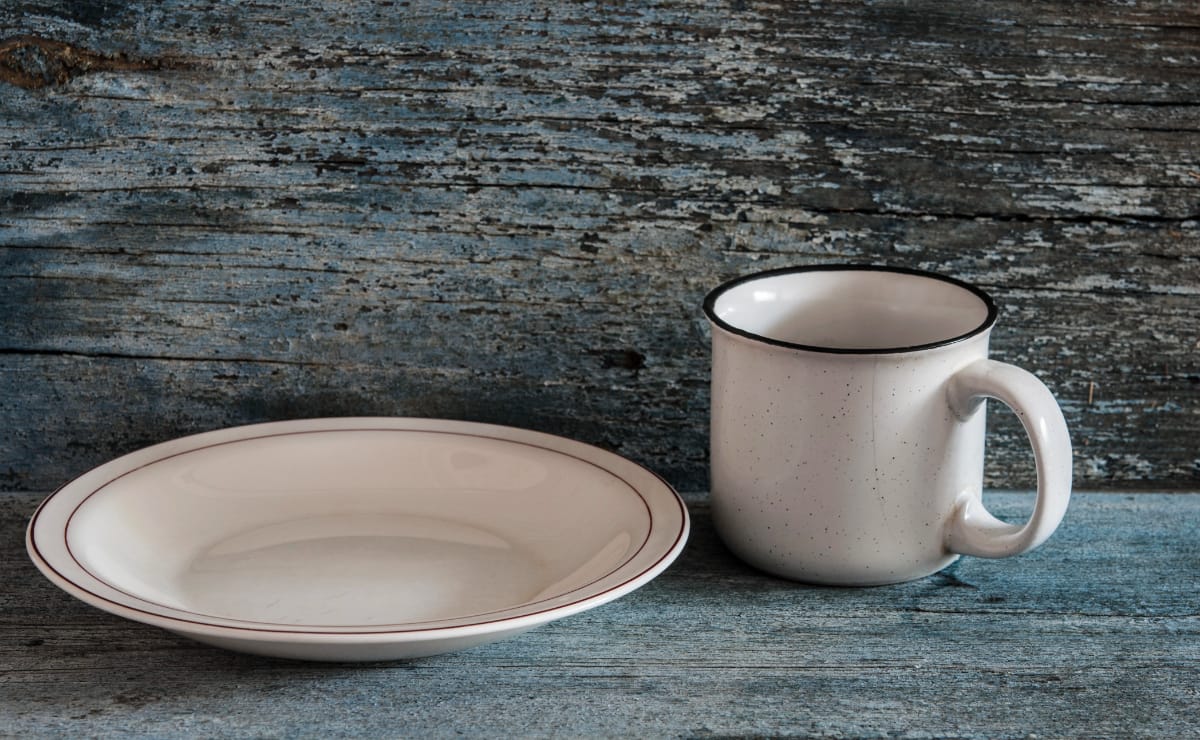Guide to Spotting Valuable Antique Ironstone Ware (11 Rare Finds)